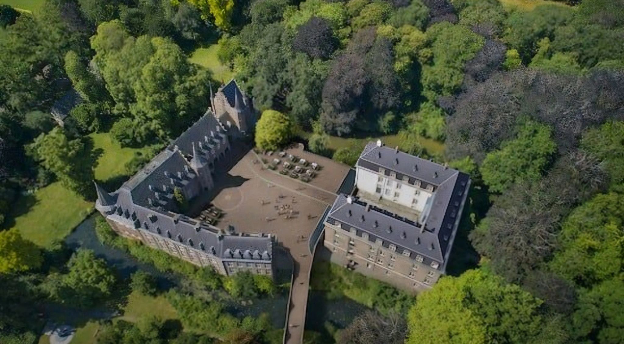 GEM Opening at the Historic Gemert Castle – The Luxe Resident