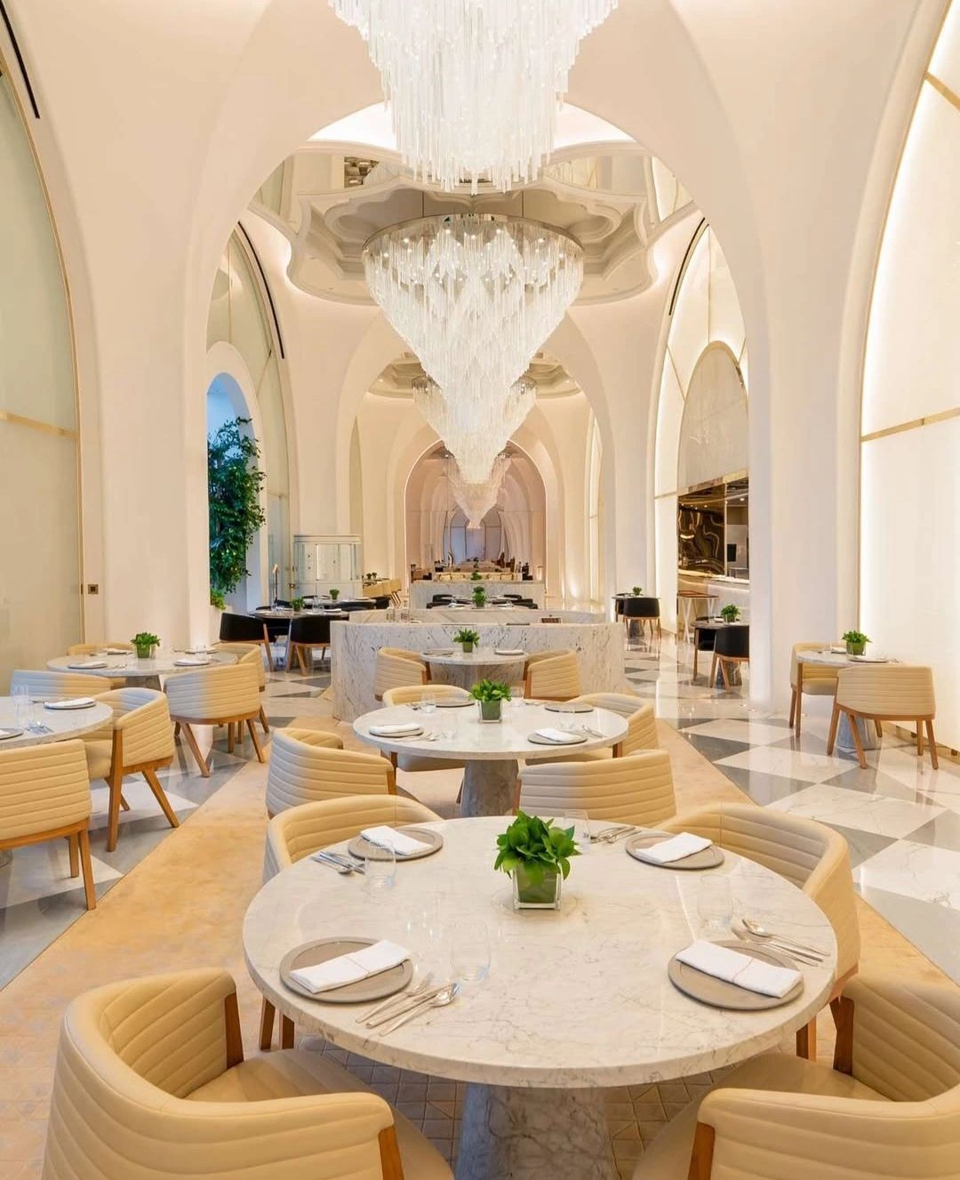 Raffles Doha: A Sanctuary of Luxury and Design Brilliance